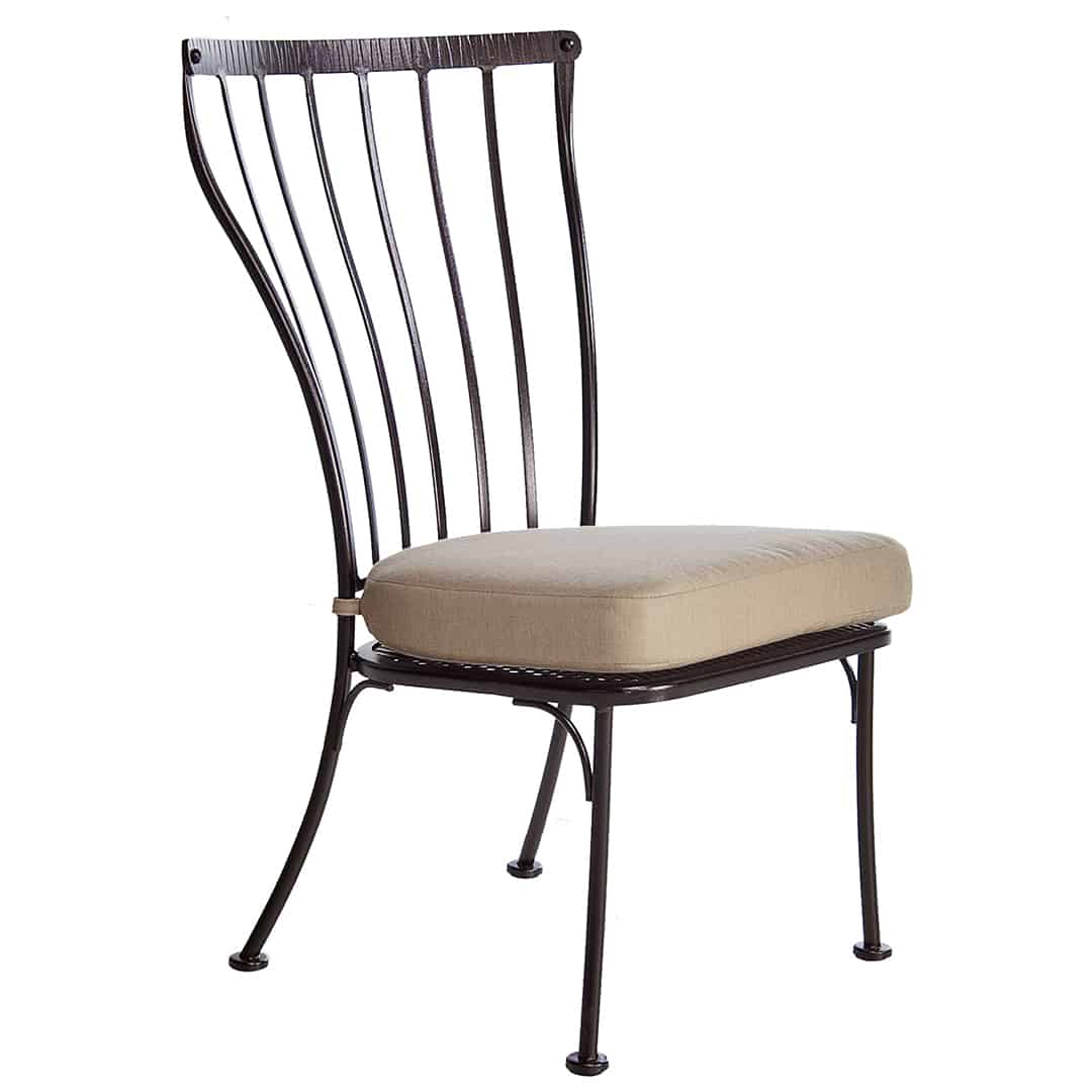 Signature Chair - Ultra Modern Pool & Patio