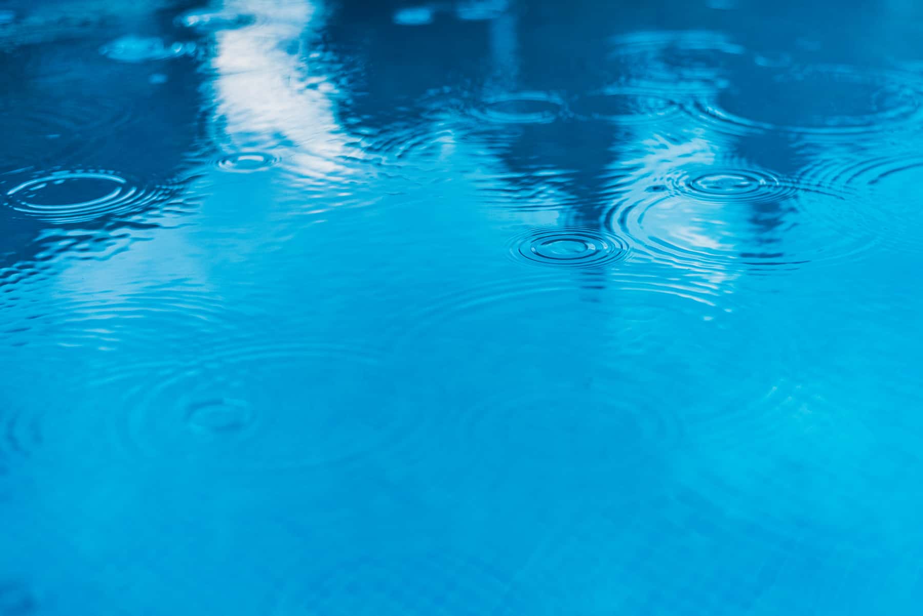 Rain and Your Swimming Pool | Ultra Modern Pool and Patio
