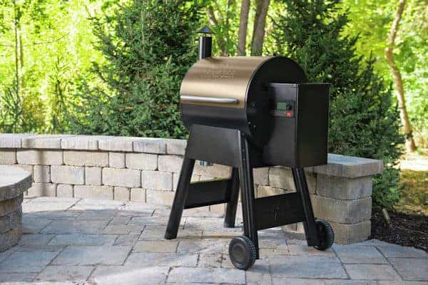 The All New Traeger Pro Series | Ultra Modern Pool and Patio