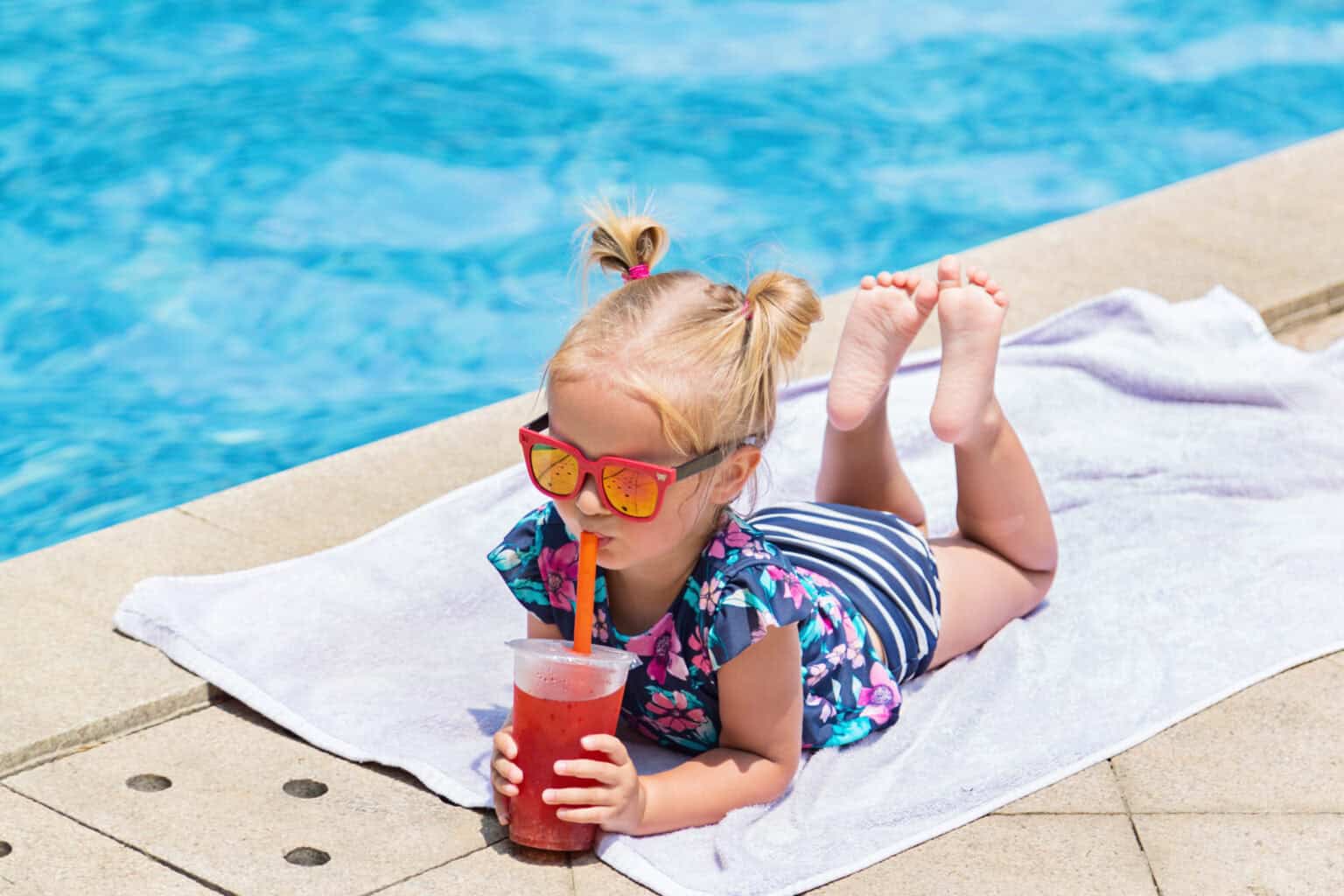Cool Sips for Hot Days: Poolside Drinks for Kids | Ultra Modern